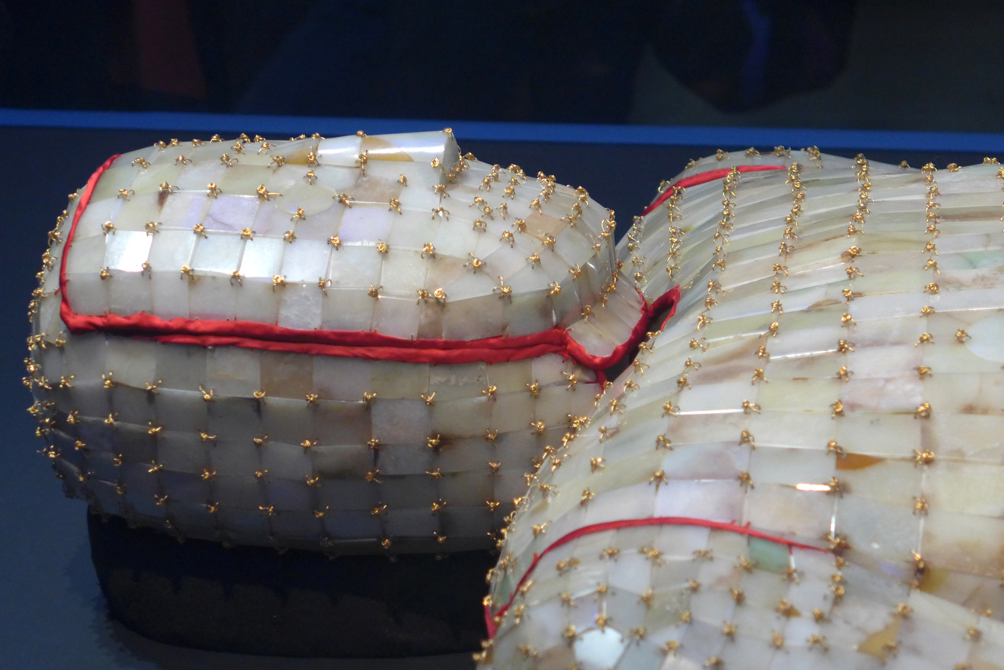 Splendeurs des Han - Musée Guimet - 14 - Linceul de jade du roi de Chu ...